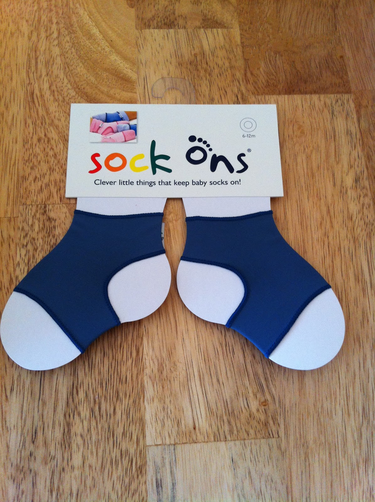 Review - Baby Sock Ons - MUMMY TO THE MAX